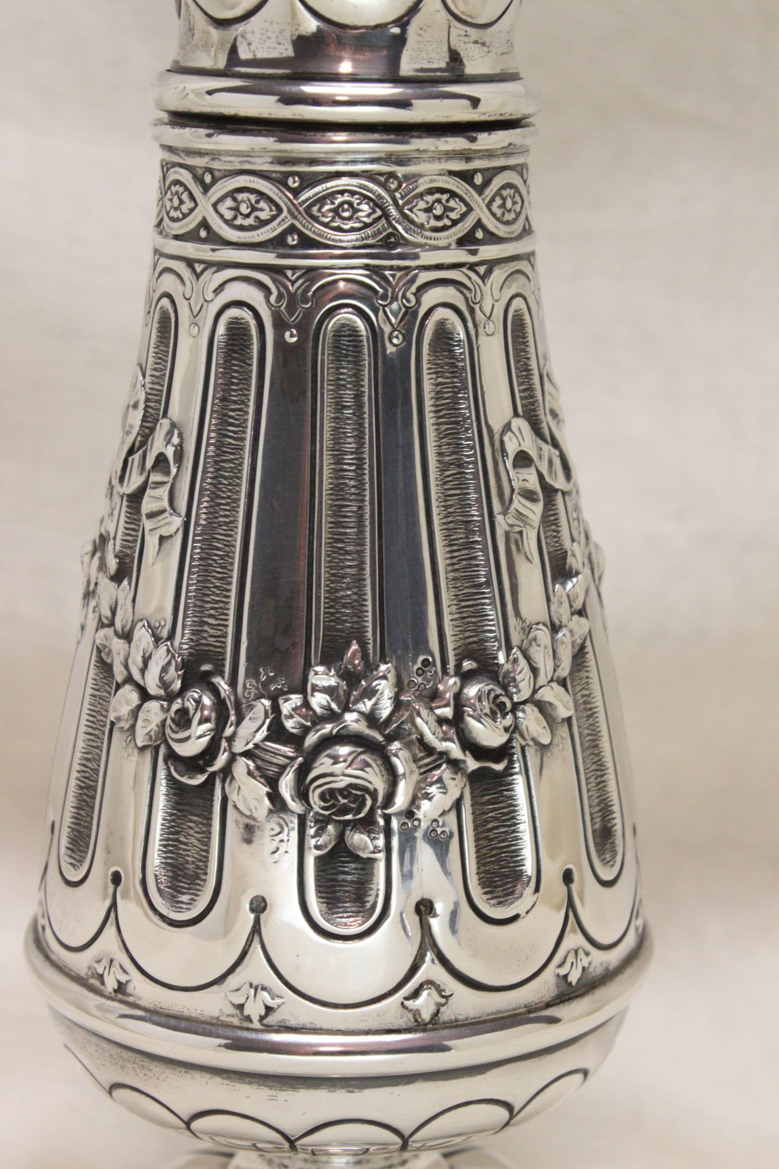 French 800 silver sugar caster For Sale at 1stDibs