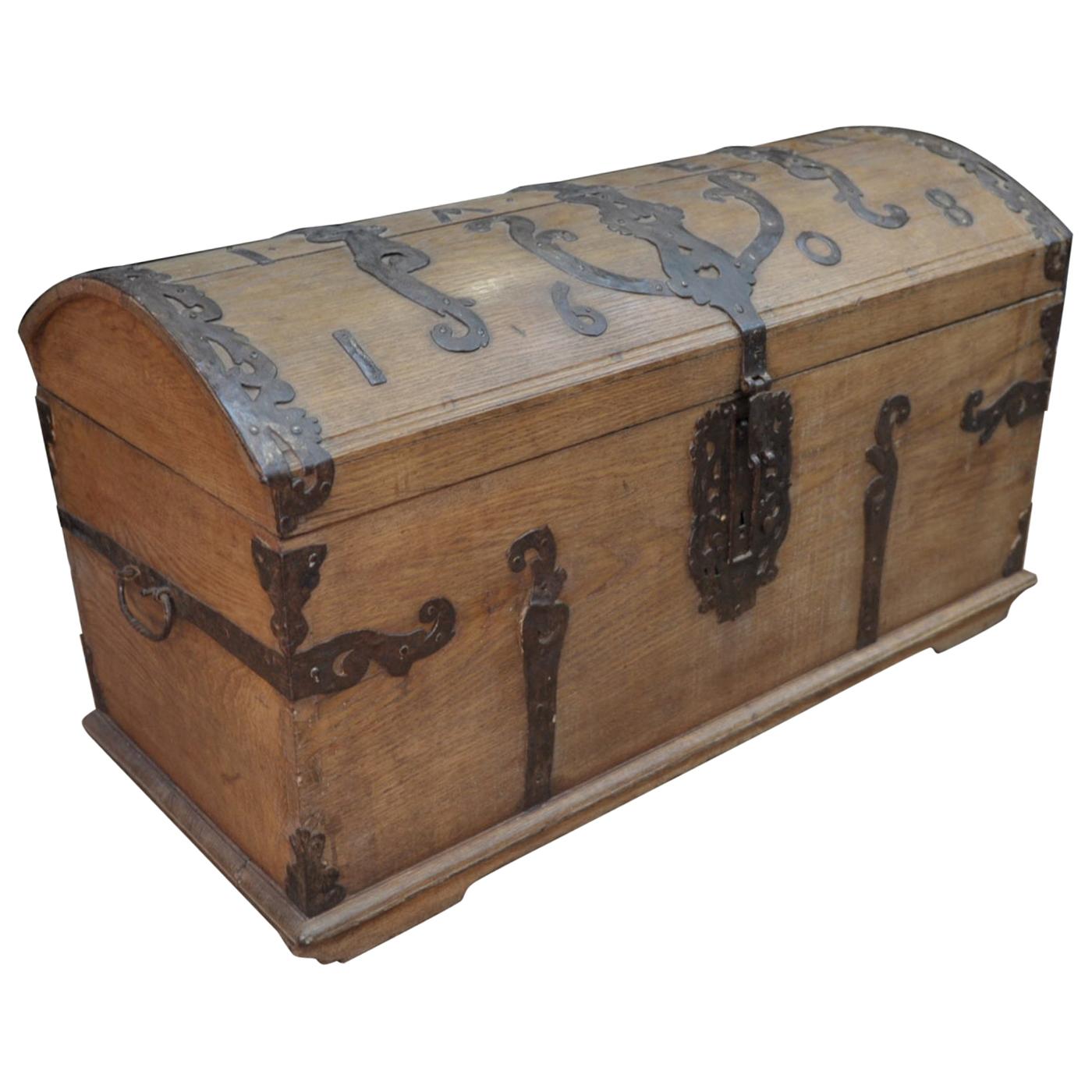 Large Domed Antique Oak Trunk from Alsace, France, circa 1780 at 1stDibs