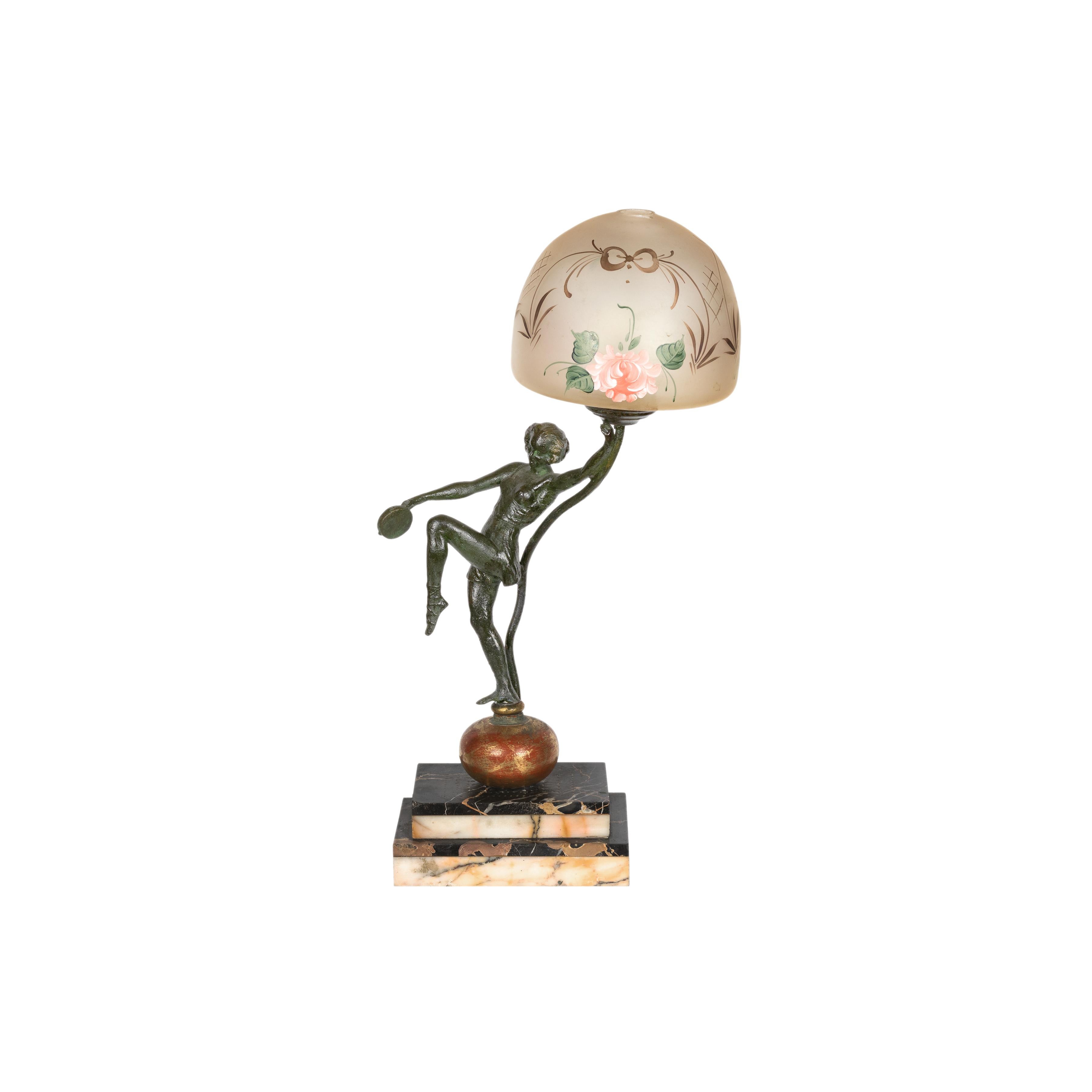 French Art Deco Dancer Table Lamp, 20th Century For Sale at 1stDibs