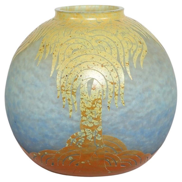 French Art Deco Vase Charder Le Verre Français For Sale at 1stDibs
