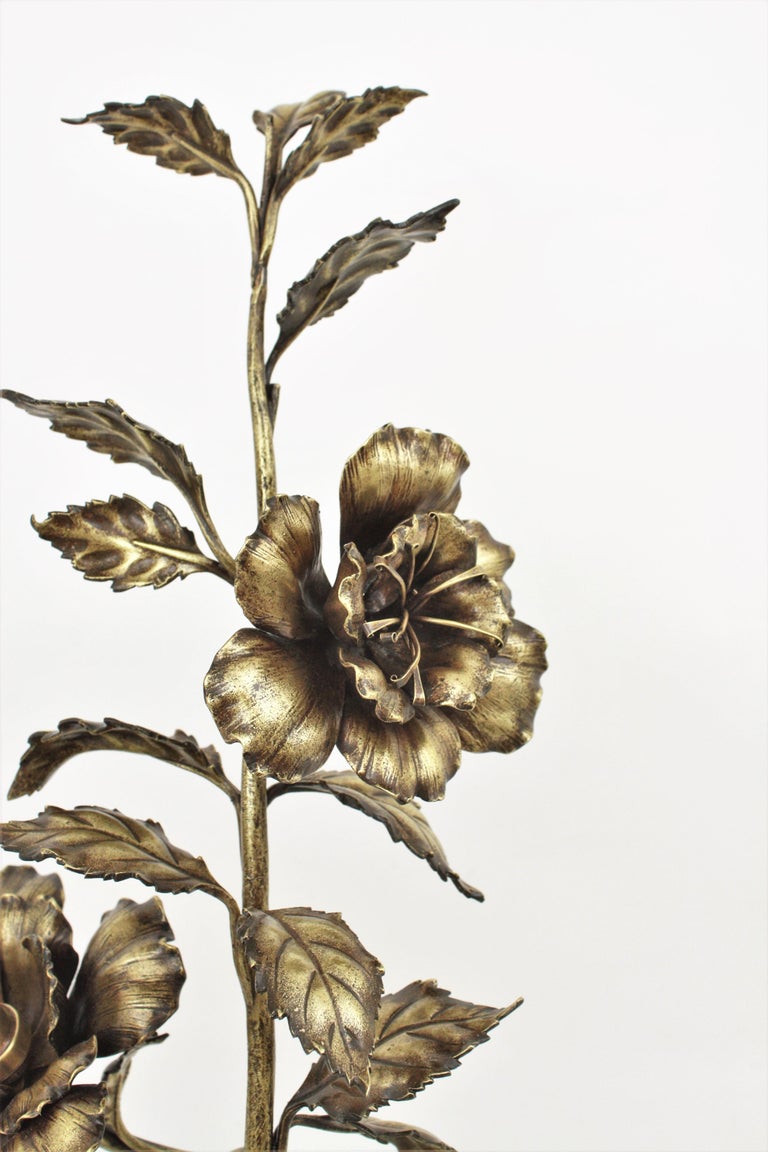 French Art Nouveau Floral Foliage Table Lamp in Bronze For Sale at 1stDibs
