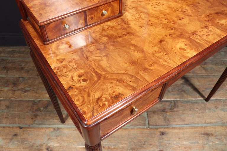 French Art Nouveau Dressing Table in Burr Elm For Sale at 1stDibs