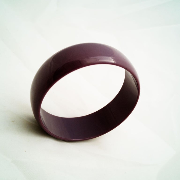 French bakelite bracelet, Art Deco, 1920s, purple For Sale at 1stDibs