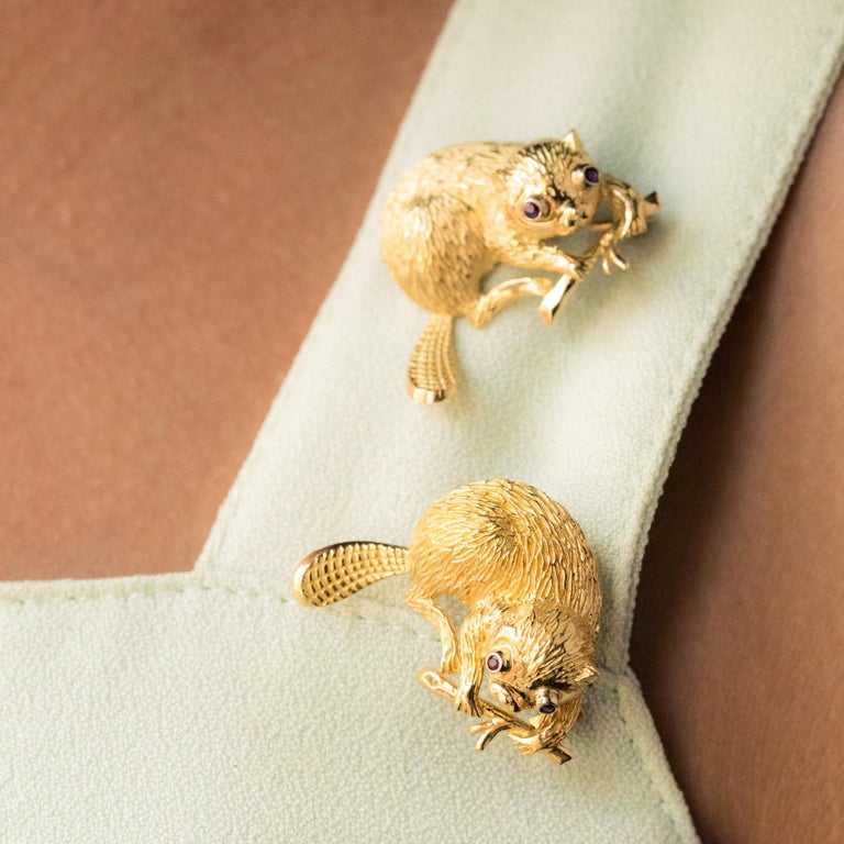 French Braun 1950s Ruby 18 Karat Yellow Gold Beavers Pair of Brooches ...