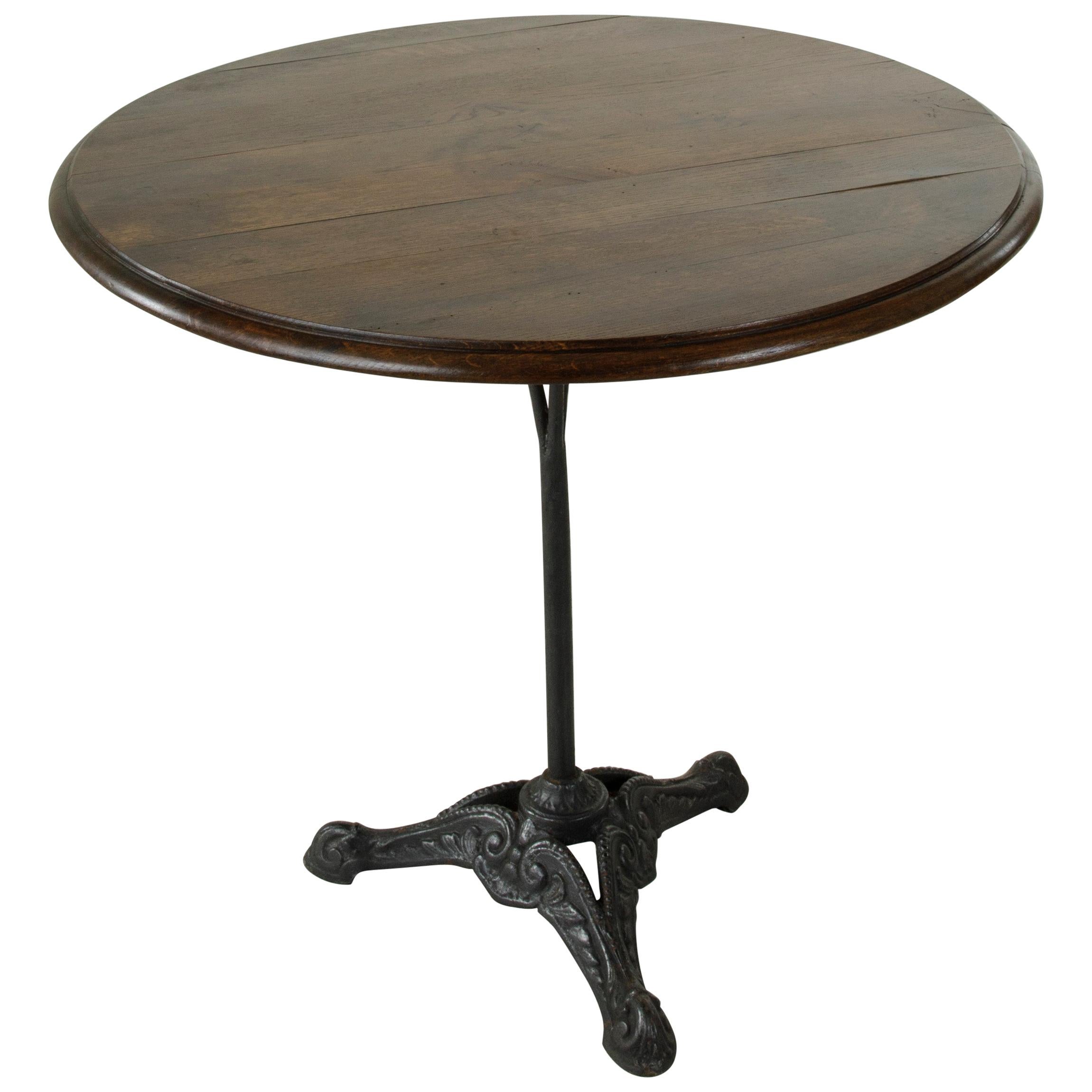 Early 1900s Side Tables - 175 For Sale at 1stdibs