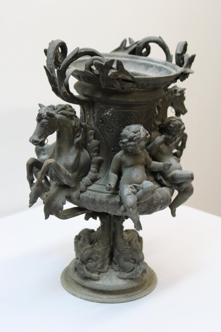 French Classical Bronze Urn For Sale at 1stDibs