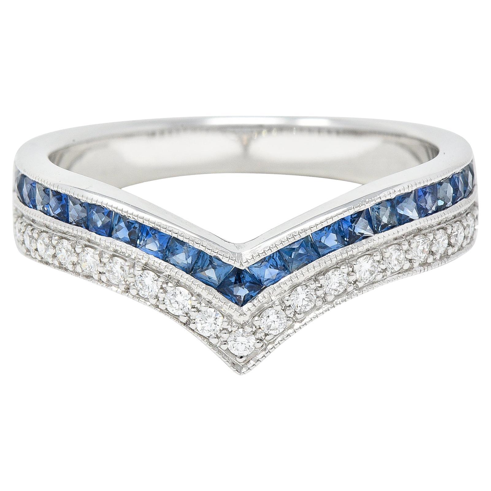 14 Karat White Gold Diamond Contour Band For Sale at 1stDibs