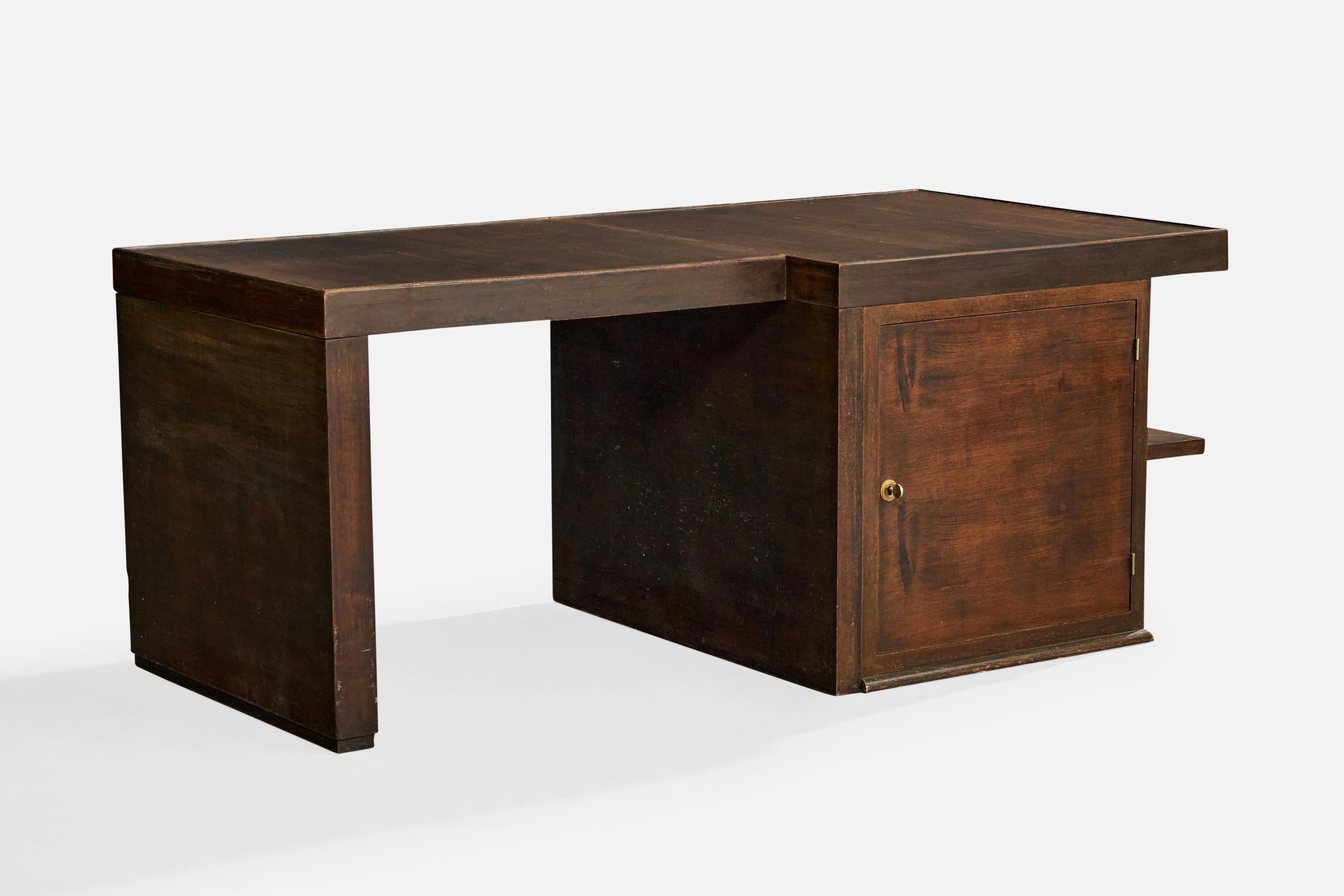 French Designer, Desk, Mahogany, France, 1930s For Sale at 1stDibs