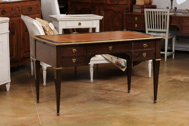 Bureau de style Directoire français du XXe siècle avec plateau en cuir ...