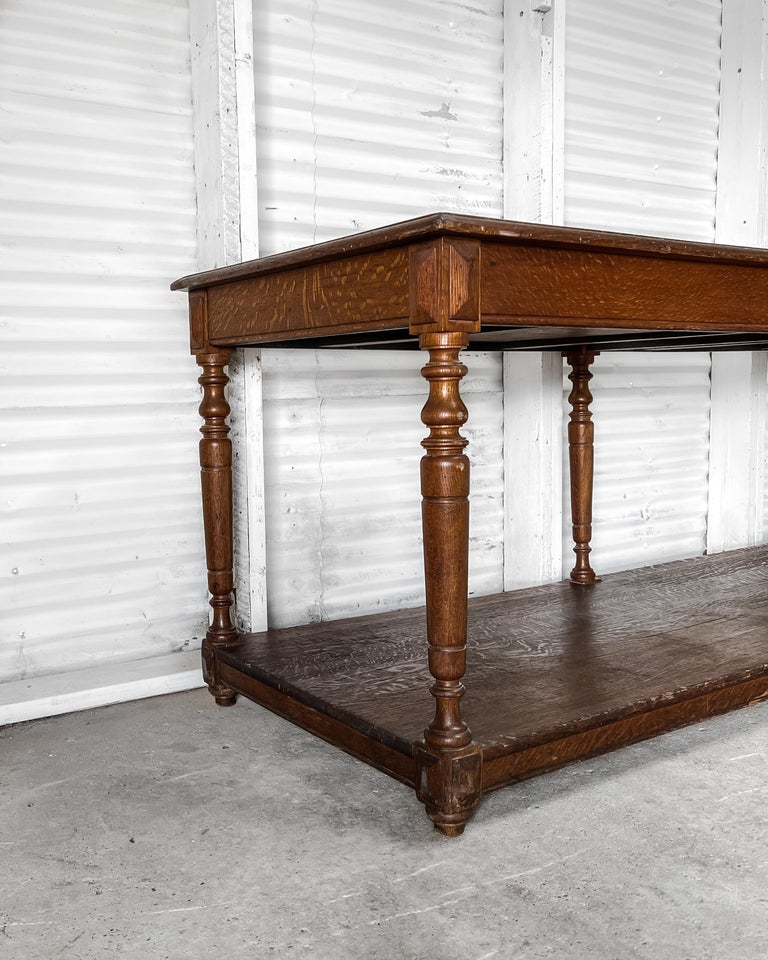 French Draper's Table with Turned Legs For Sale at 1stDibs