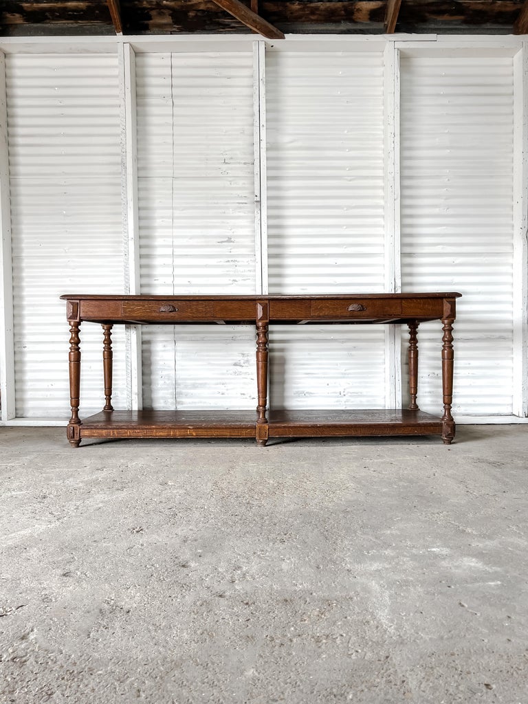 French Draper's Table with Turned Legs For Sale at 1stDibs