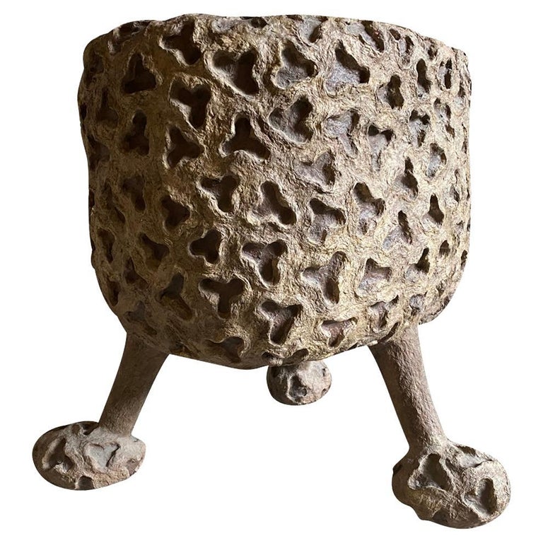 French Early 20th Century Papier-Mache Side Table For Sale at 1stDibs