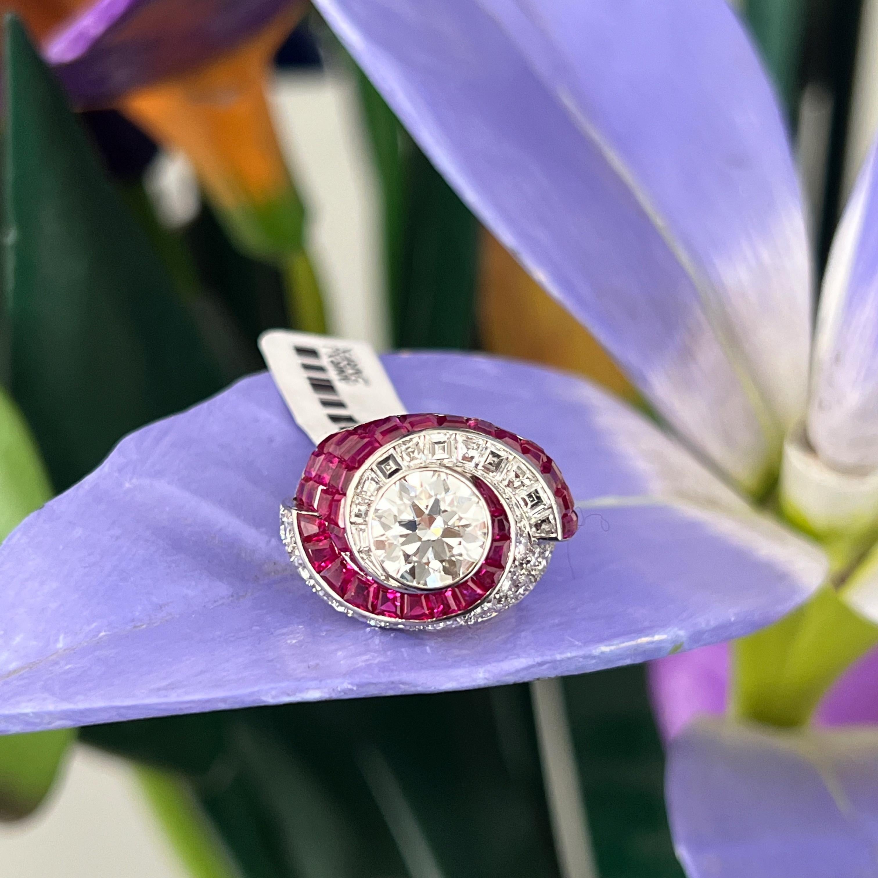 French Estate Ruby and Diamond ring For Sale at 1stDibs
