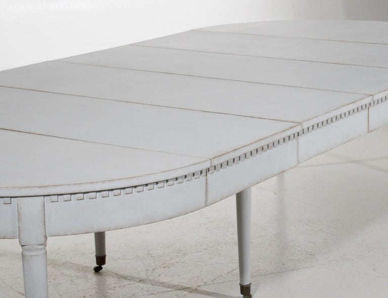 French Extension Table, circa 1810 For Sale at 1stDibs