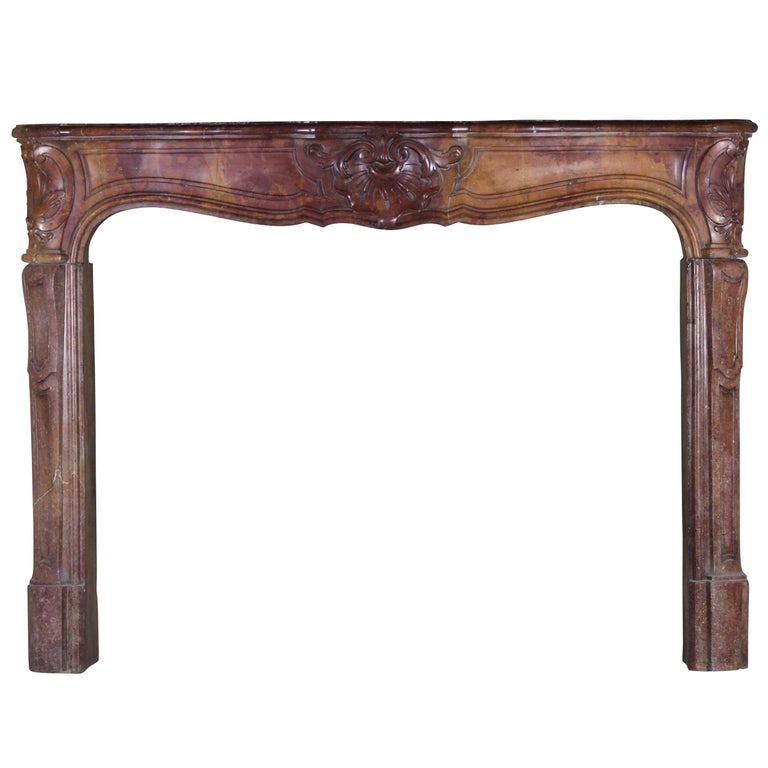 Antike antike Kaminsims aus der Zeit Ludwigs XV. im Angebot bei 1stDibs