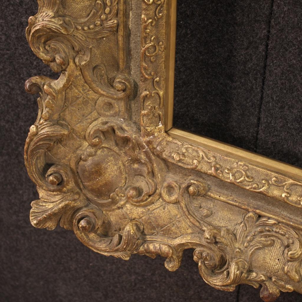 French Gilded Frame in Wood and Plaster, 20th Century For Sale at 1stDibs