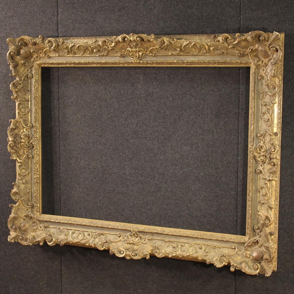 French Gilded Frame in Wood and Plaster, 20th Century For Sale at 1stDibs
