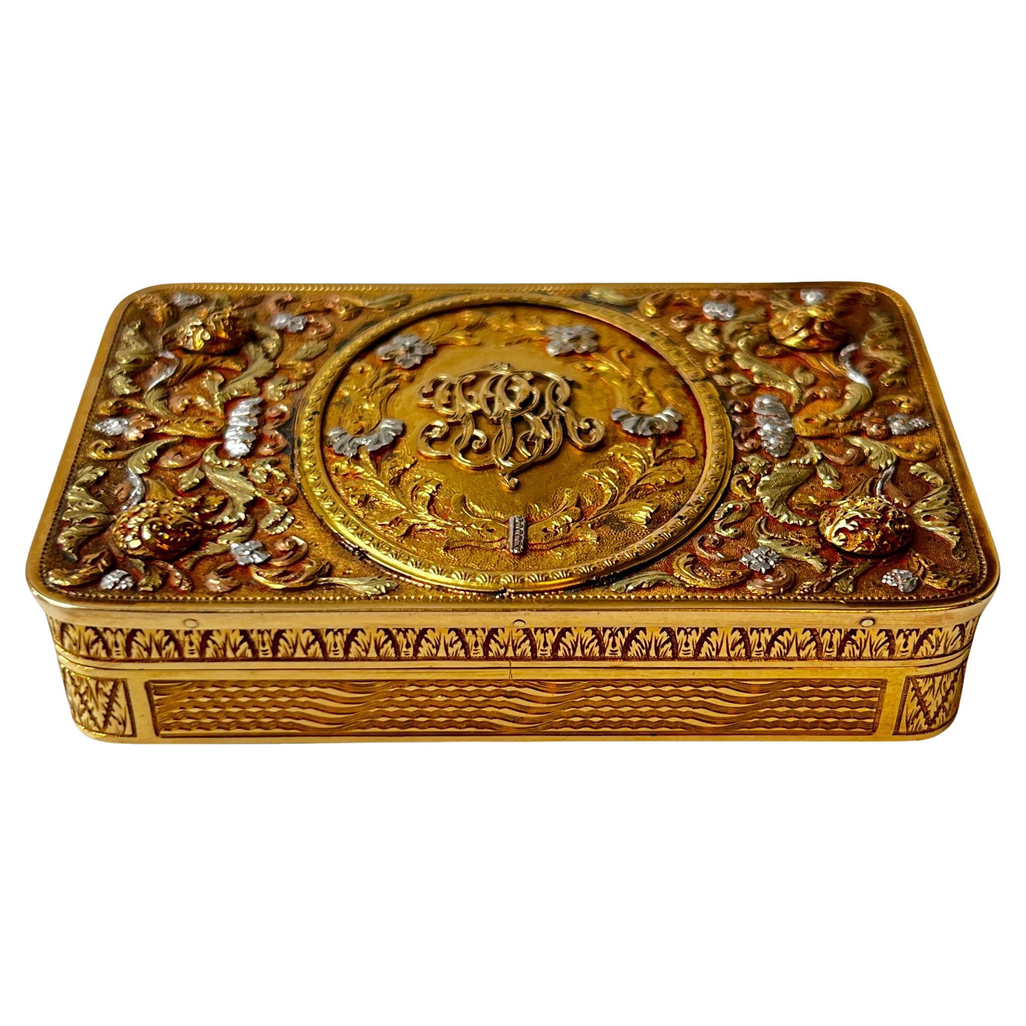 French Gold Snuff Box at 1stDibs