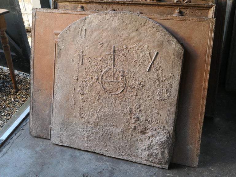 French Gothic 'Arms' Fireback, 16th - 17th Century For Sale at 1stDibs