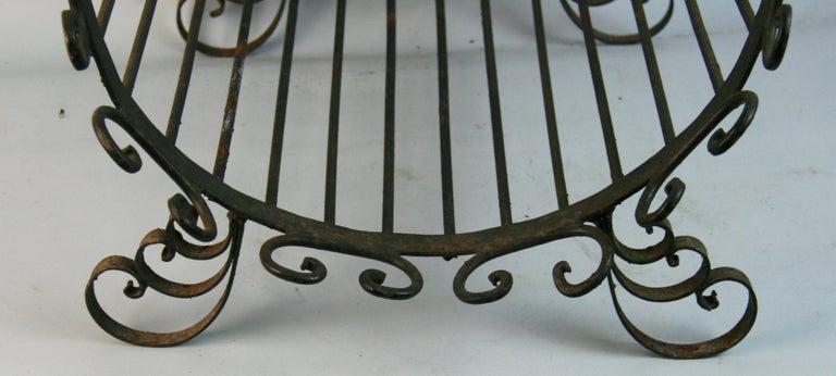 French Hand Curved Forged Iron Log holder 1950's For Sale at 1stDibs
