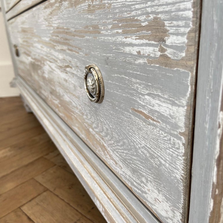 French Inspired Gray Painted Weathered Chest of Drawers For Sale at 1stDibs