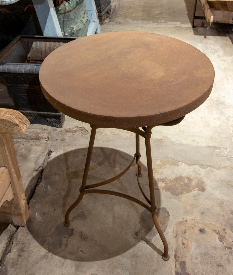 French Iron Table with Round Top and Three Legs for the Garden For Sale ...
