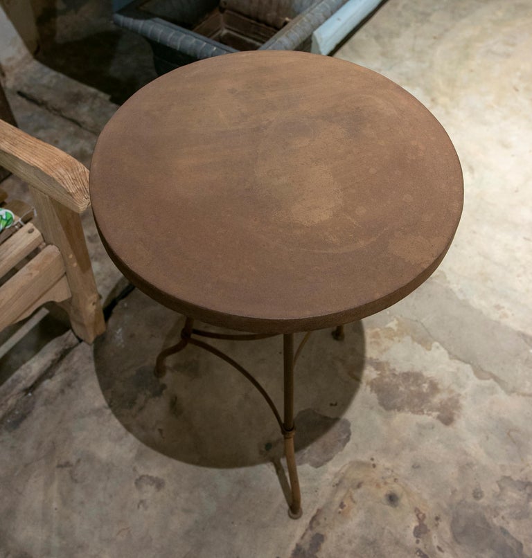French Iron Table with Round Top and Three Legs for the Garden For Sale ...