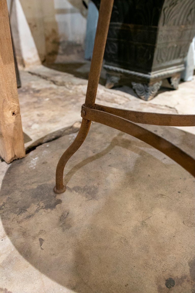 French Iron Table with Round Top and Three Legs for the Garden For Sale ...