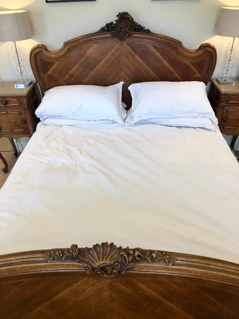 French King-Size Late 19th Century Louis XV Style Bed in Walnut at 1stDibs