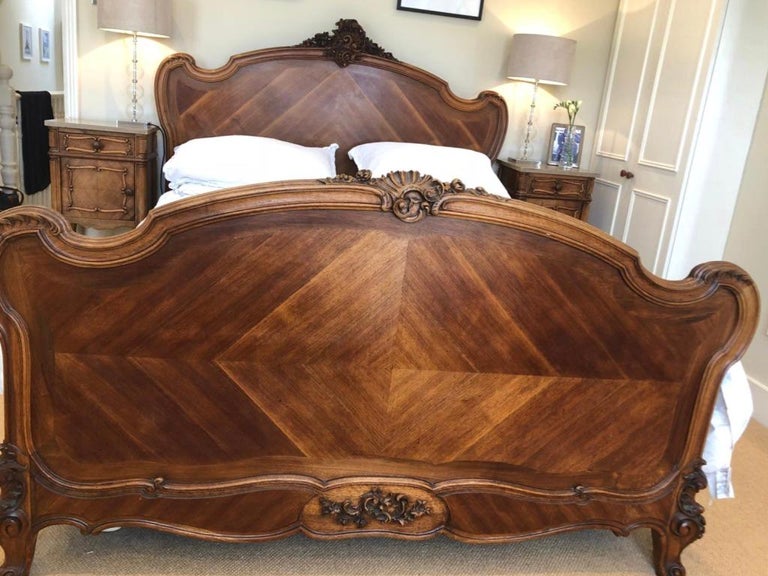 French King-Size Late 19th Century Louis XV Style Bed in Walnut at 1stDibs