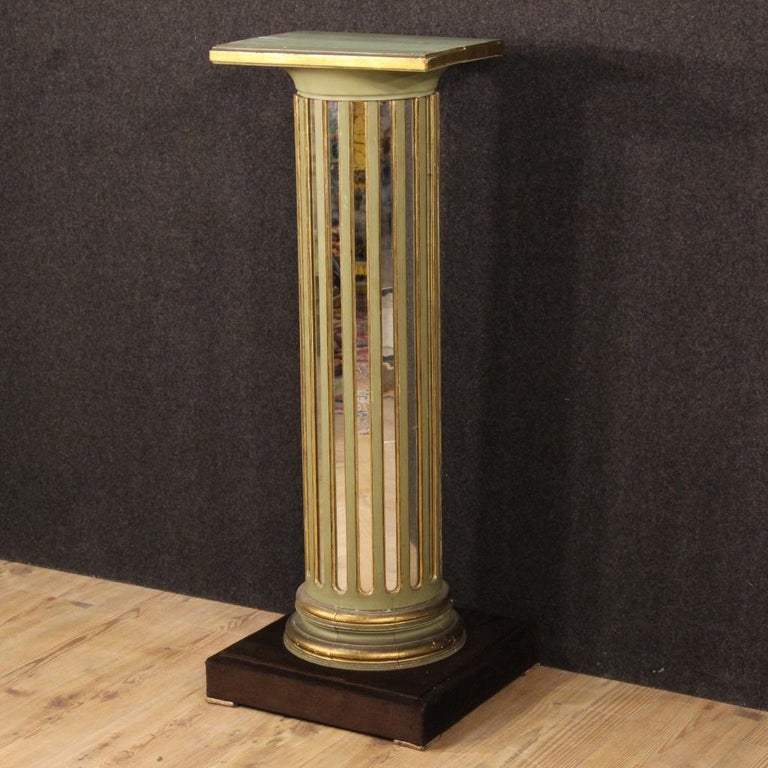 French Lacquered Column with Mirrors, 20th Century For Sale at 1stDibs