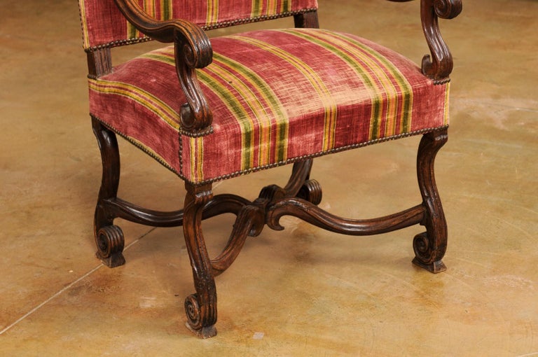 French Louis XIV Style 1790s Carved Walnut Fauteuil with Scrolling Arms ...