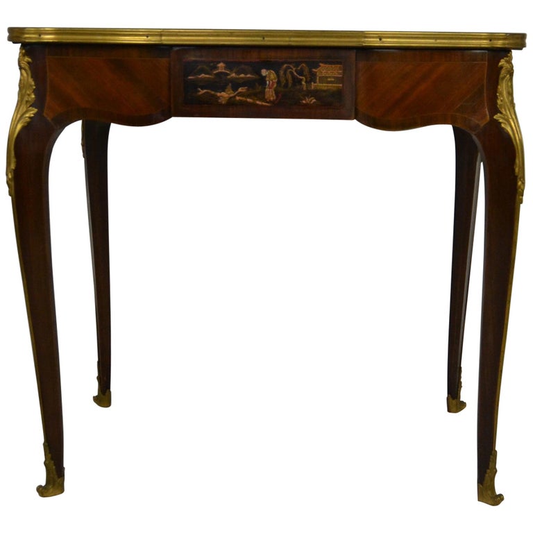 French Louis XV Style Desk For Sale at 1stDibs