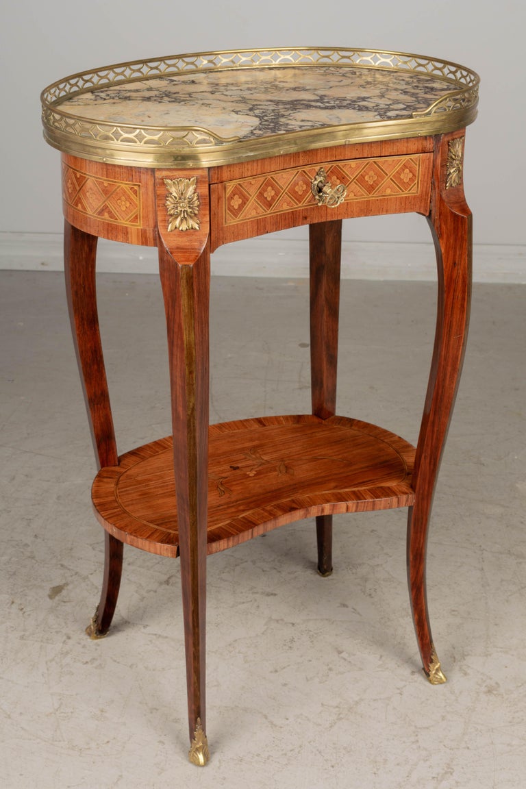 French Louis XV Style Marquetry Side Table For Sale at 1stDibs