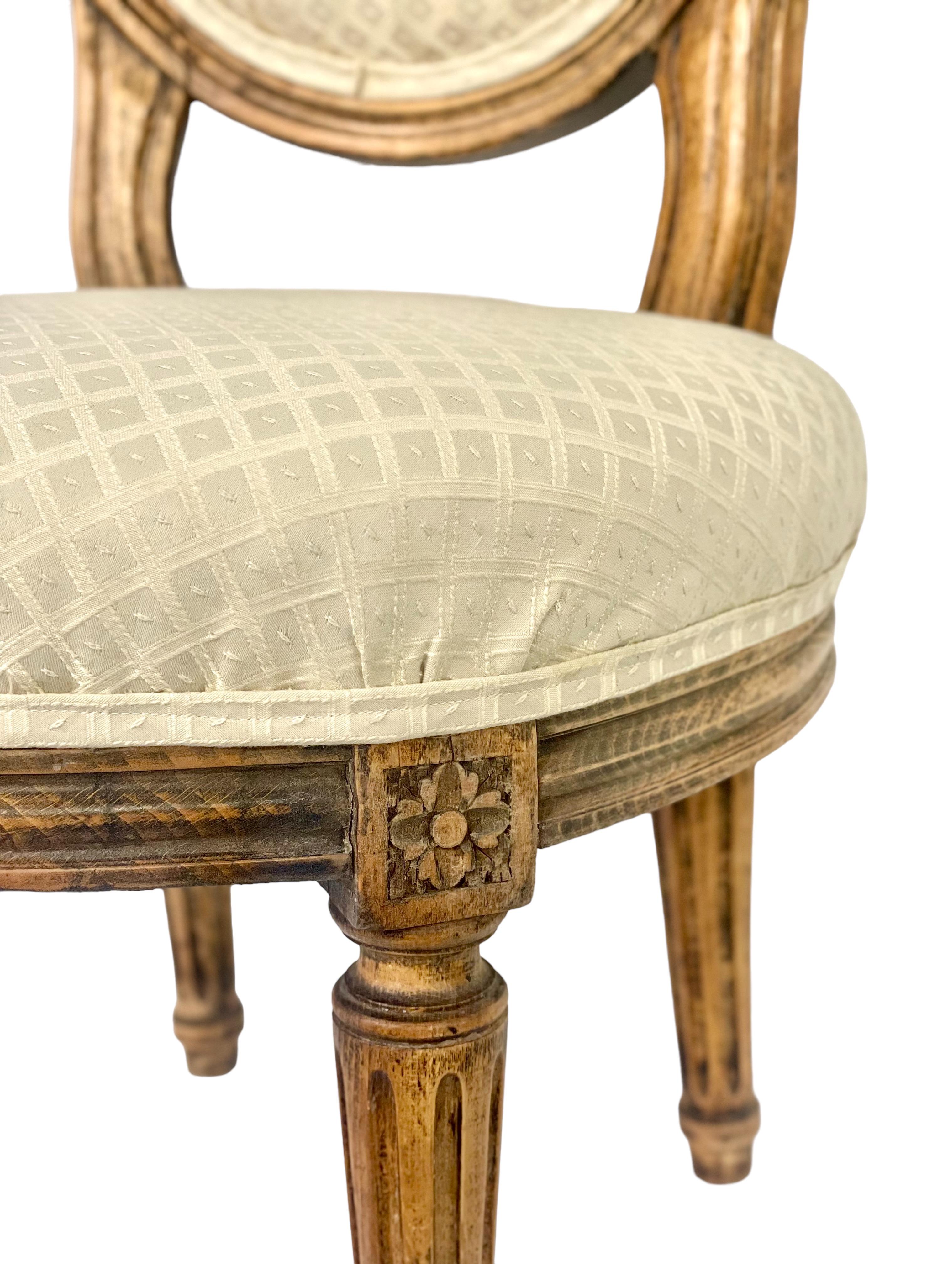 French Louis XVI Petite Boudoir or Slipper Chair For Sale at 1stDibs