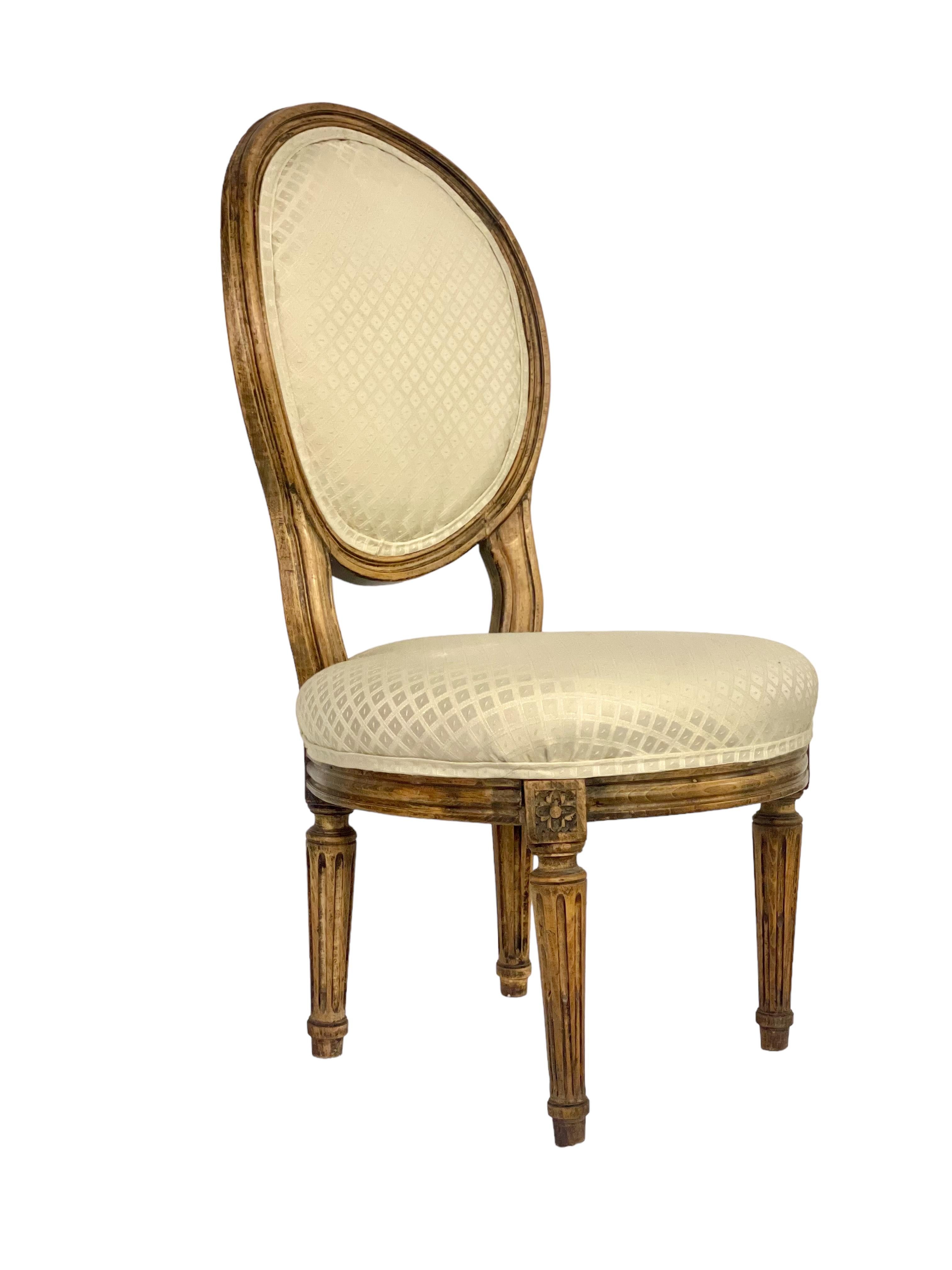 French Louis XVI Petite Boudoir or Slipper Chair For Sale at 1stDibs