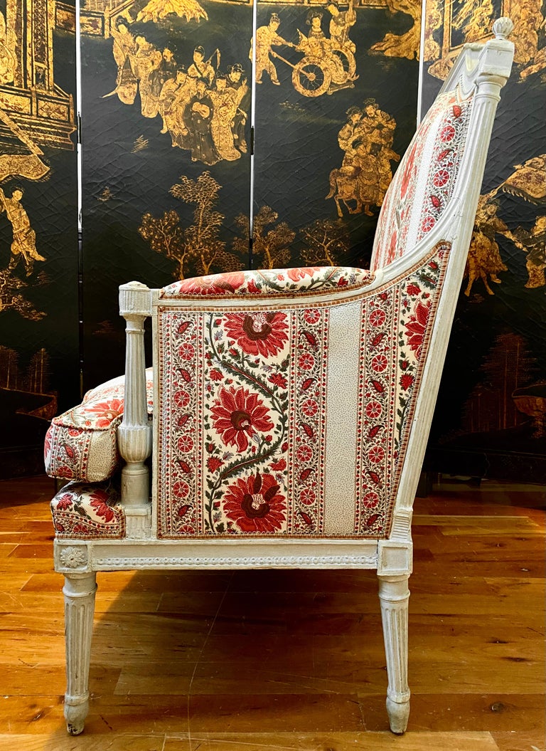French Louis XVI Provençal Settee, 18th Century For Sale at 1stDibs