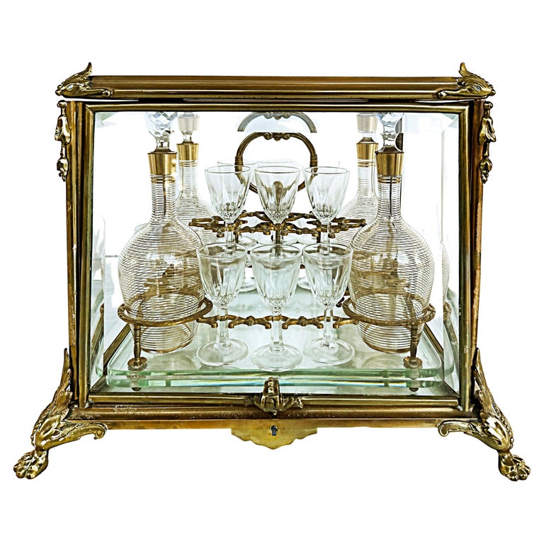 Ensemble de Tantale de Style Louis XVI en Bronze Doré, 19ème Siècle En ...