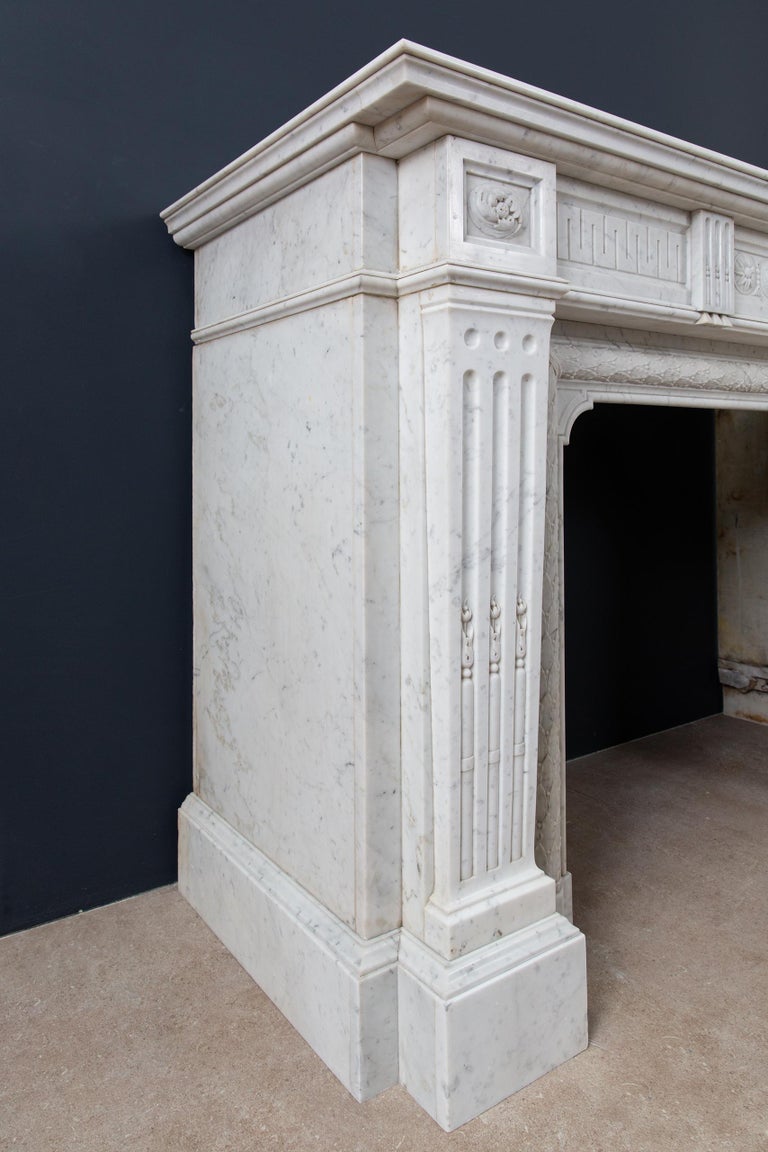 French Louise XV Style Carrara Marble Antique Circulation Fireplace For ...