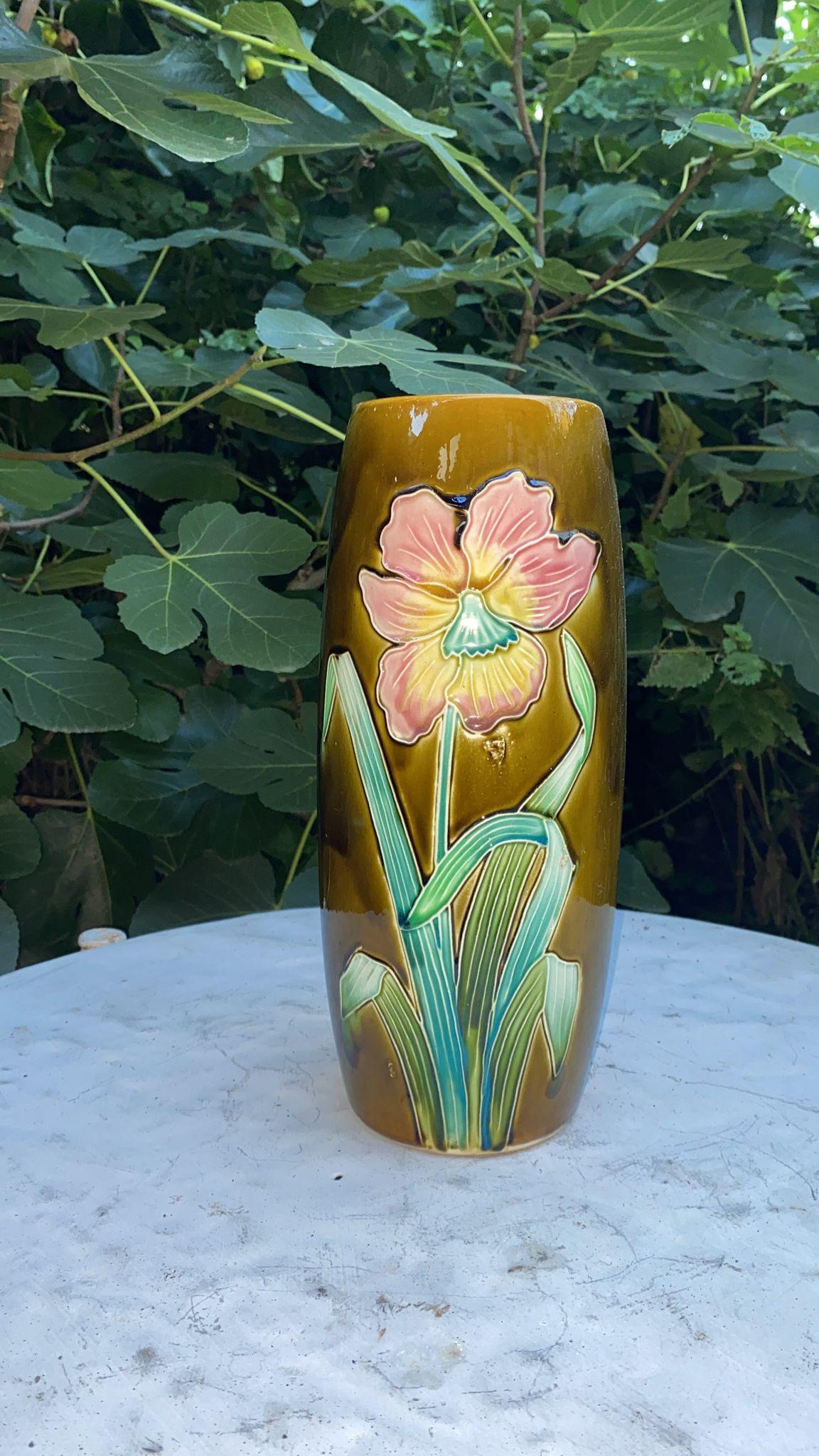 French Majolica Flowers Vase Fives Lille, circa 1880 For Sale at 1stDibs