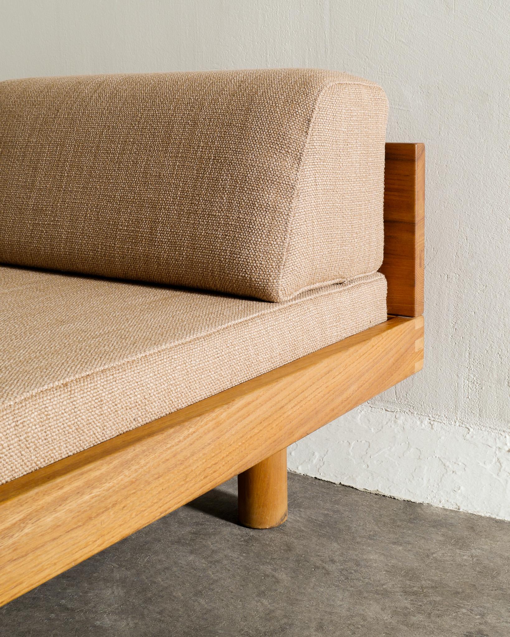 French Mid Century "L09" Sofa in Elm by Pierre Chapo Produced in France ...