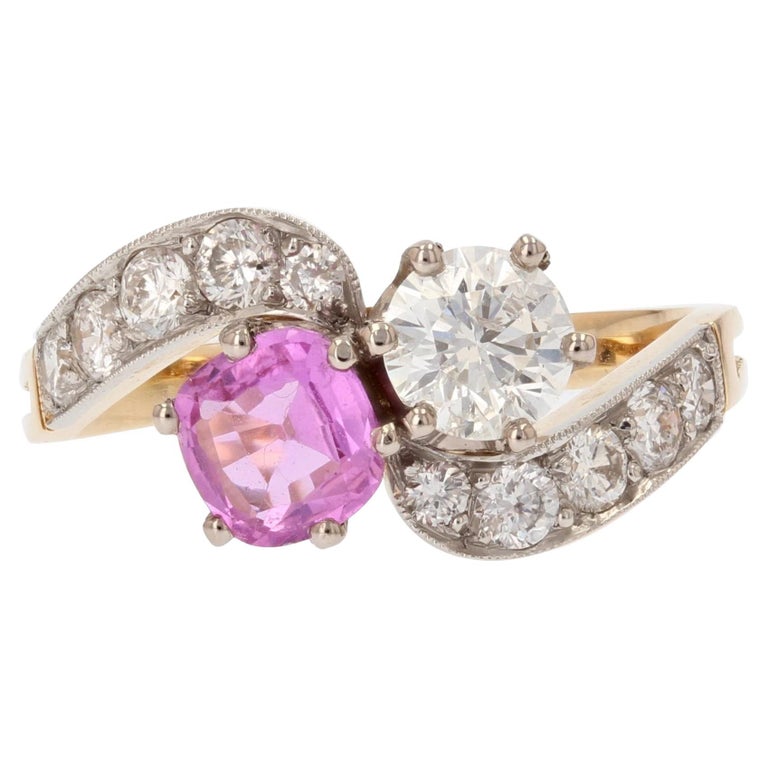 Moderner Ring mit rosa Saphir und Diamanten aus 18 Karat Gelbgold von ...
