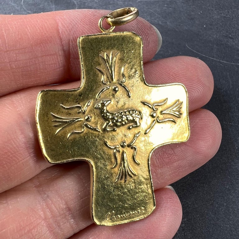 French Monnaie de Paris 18K Yellow Gold Cross Pendant For Sale at 1stDibs