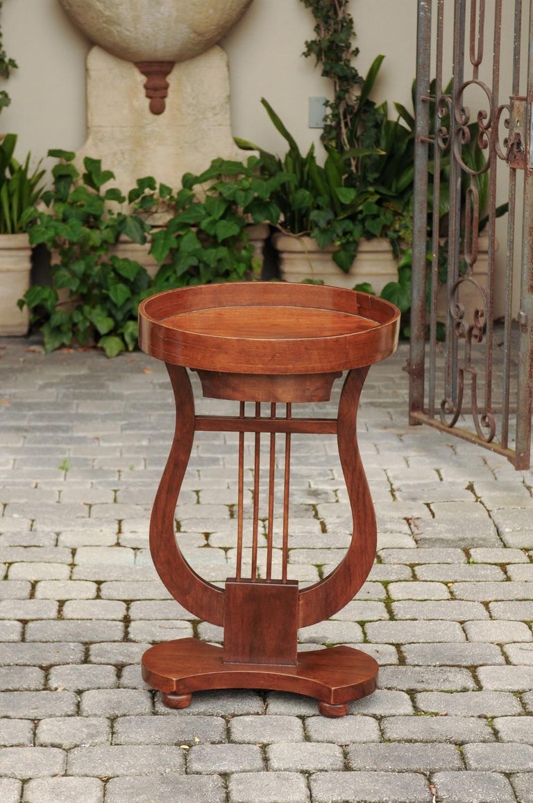French Napoleon III 1870s Walnut Guéridon Side Table with Lyre Base and ...