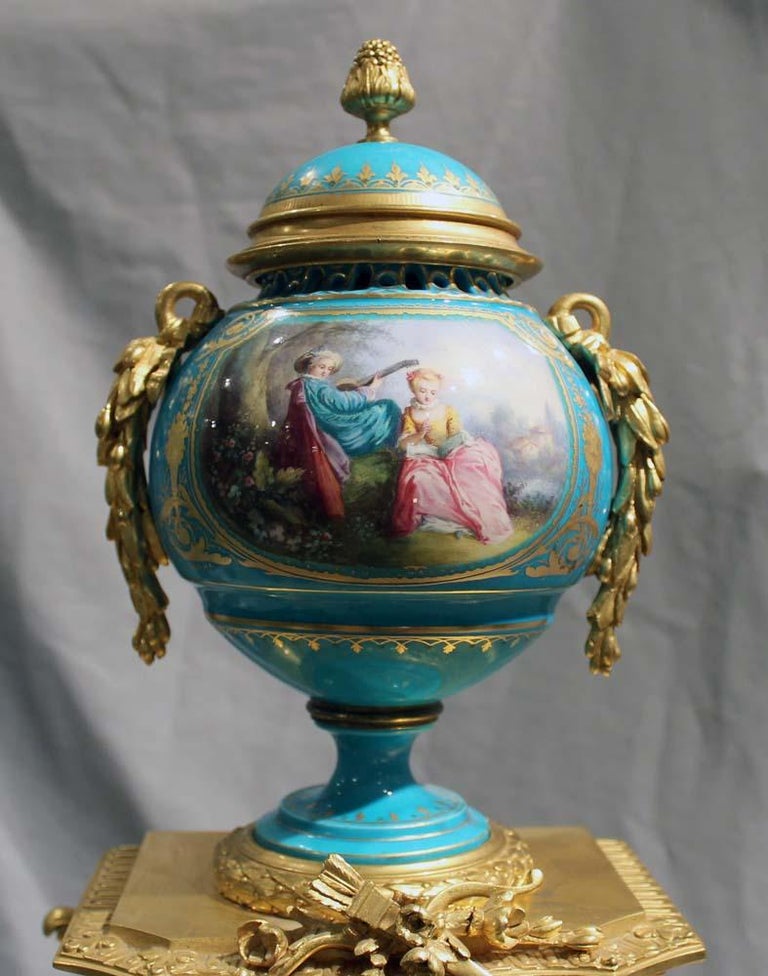 French Napoleon III blue porcelain and ormolu clock For Sale at 1stDibs