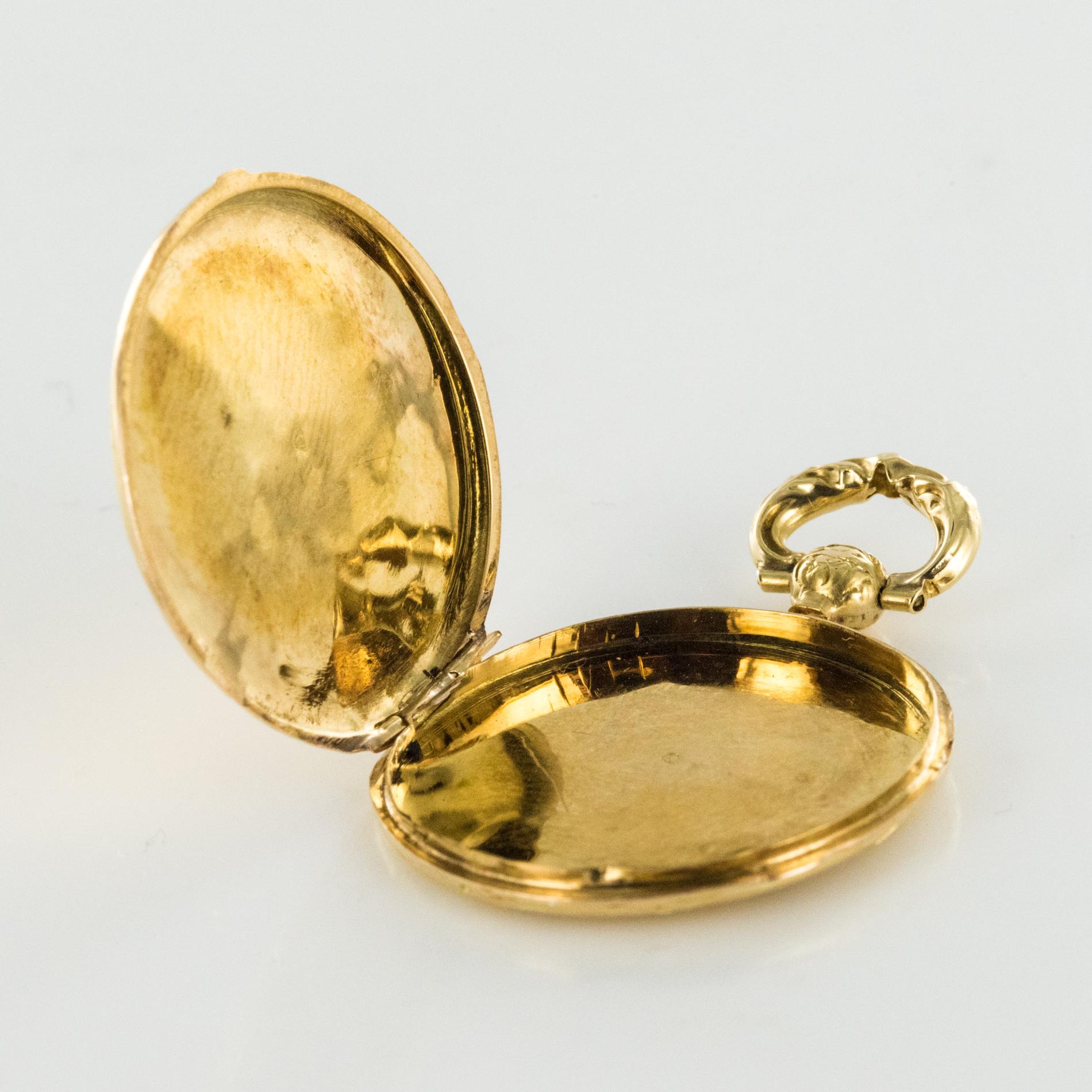 French Napoleon III Chiseled 18 Karat Yellow Gold Locket Pendant at 1stDibs