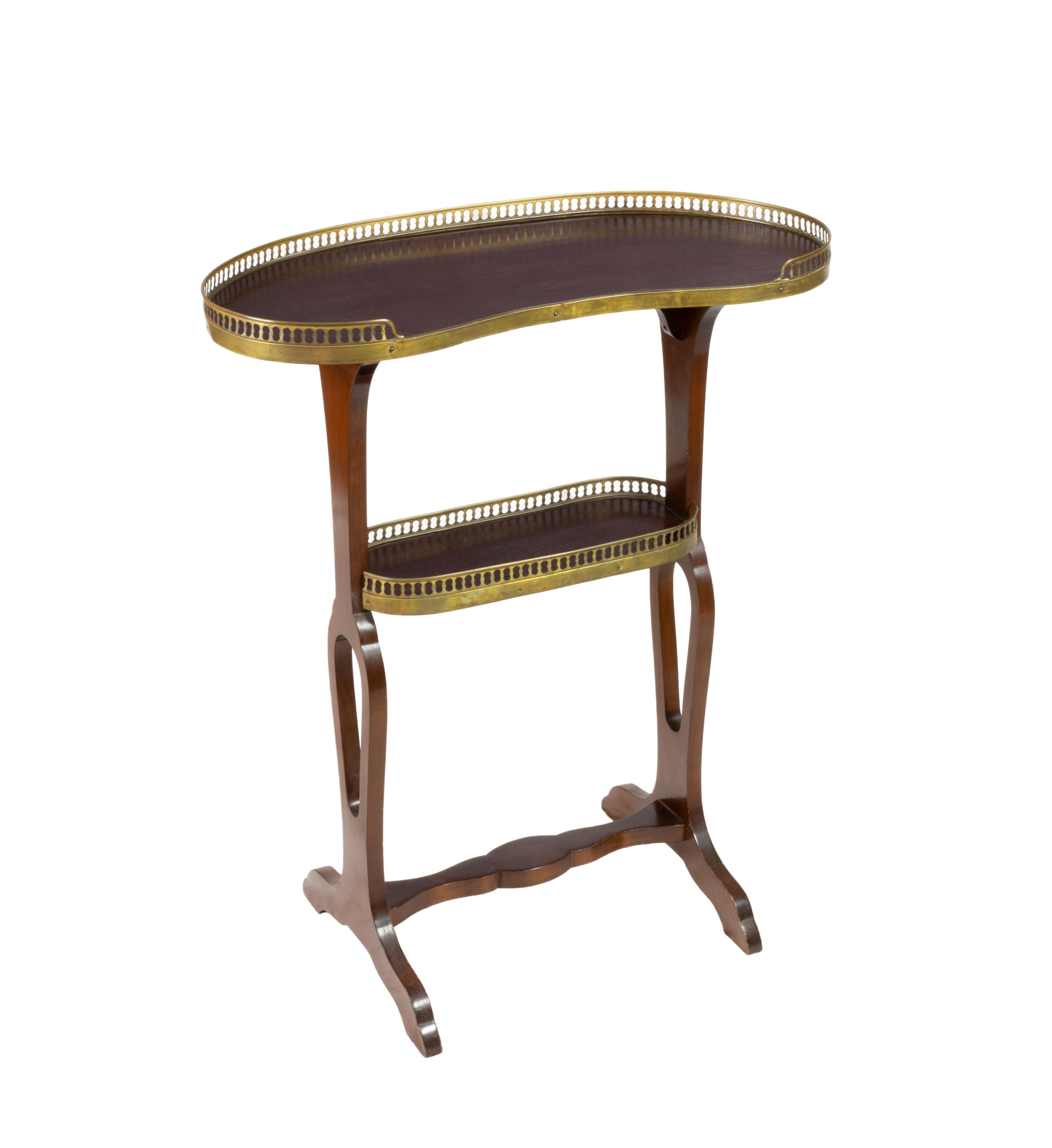 French Napoleon III Guéridon Table (19th Century) For Sale at 1stDibs