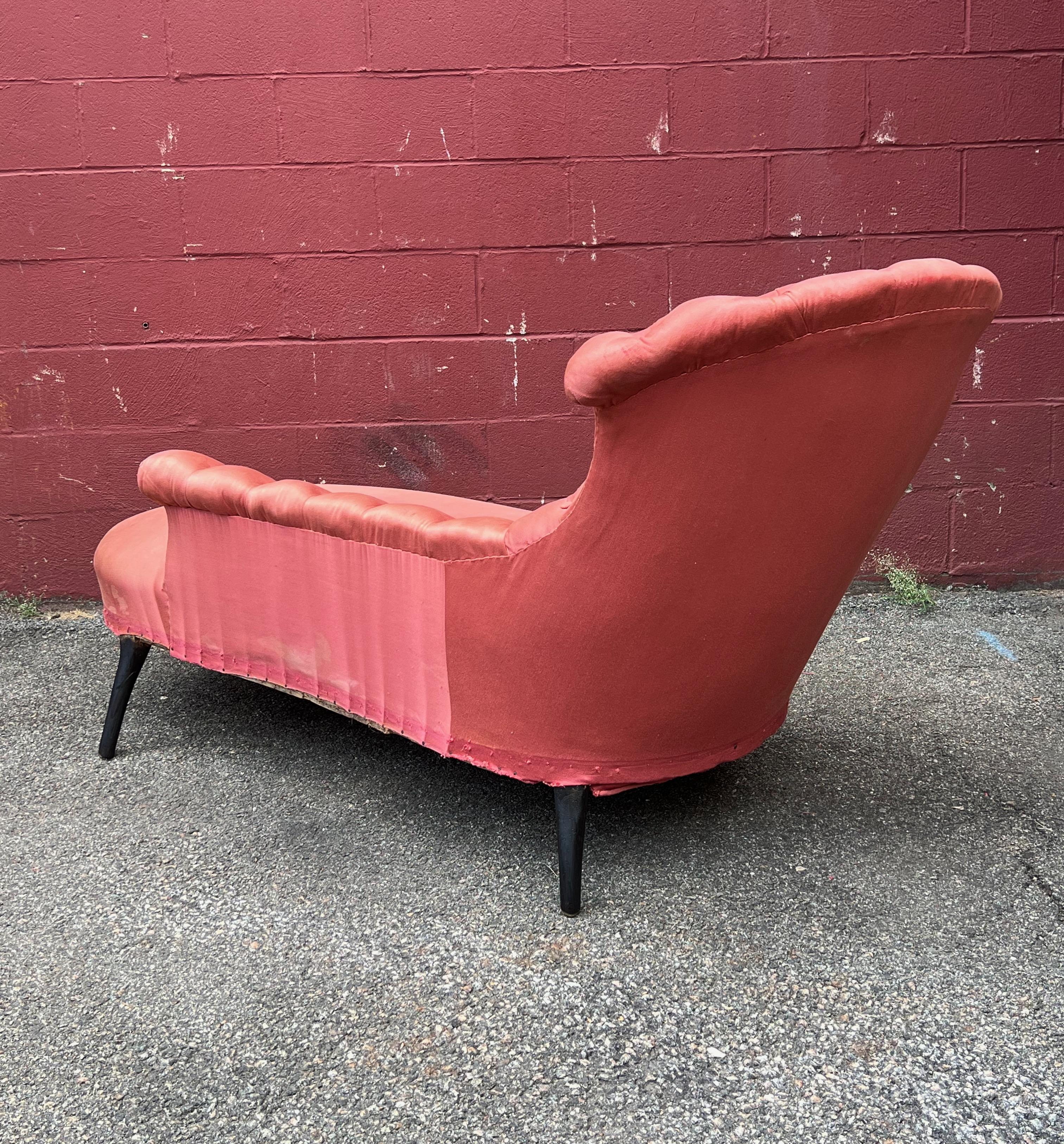 French Napoleon III Tufted Chaise Lounge For Sale at 1stDibs