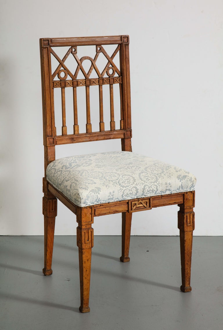 French Neoclassical Style Carved Oak Side Chair For Sale at 1stDibs
