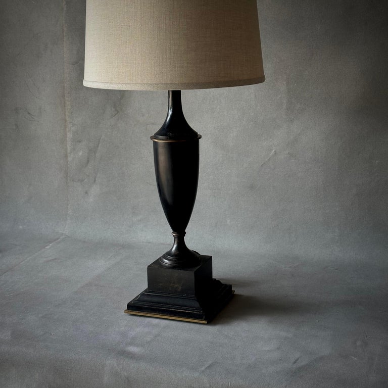 French Neoclassical Table Lamp For Sale at 1stDibs